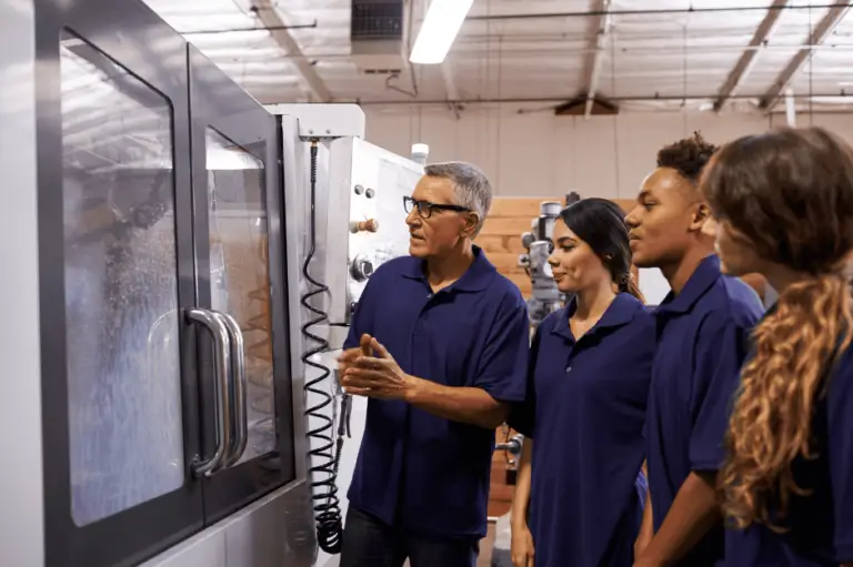 Cnc Machinists Salary: Key Factors and Expectations